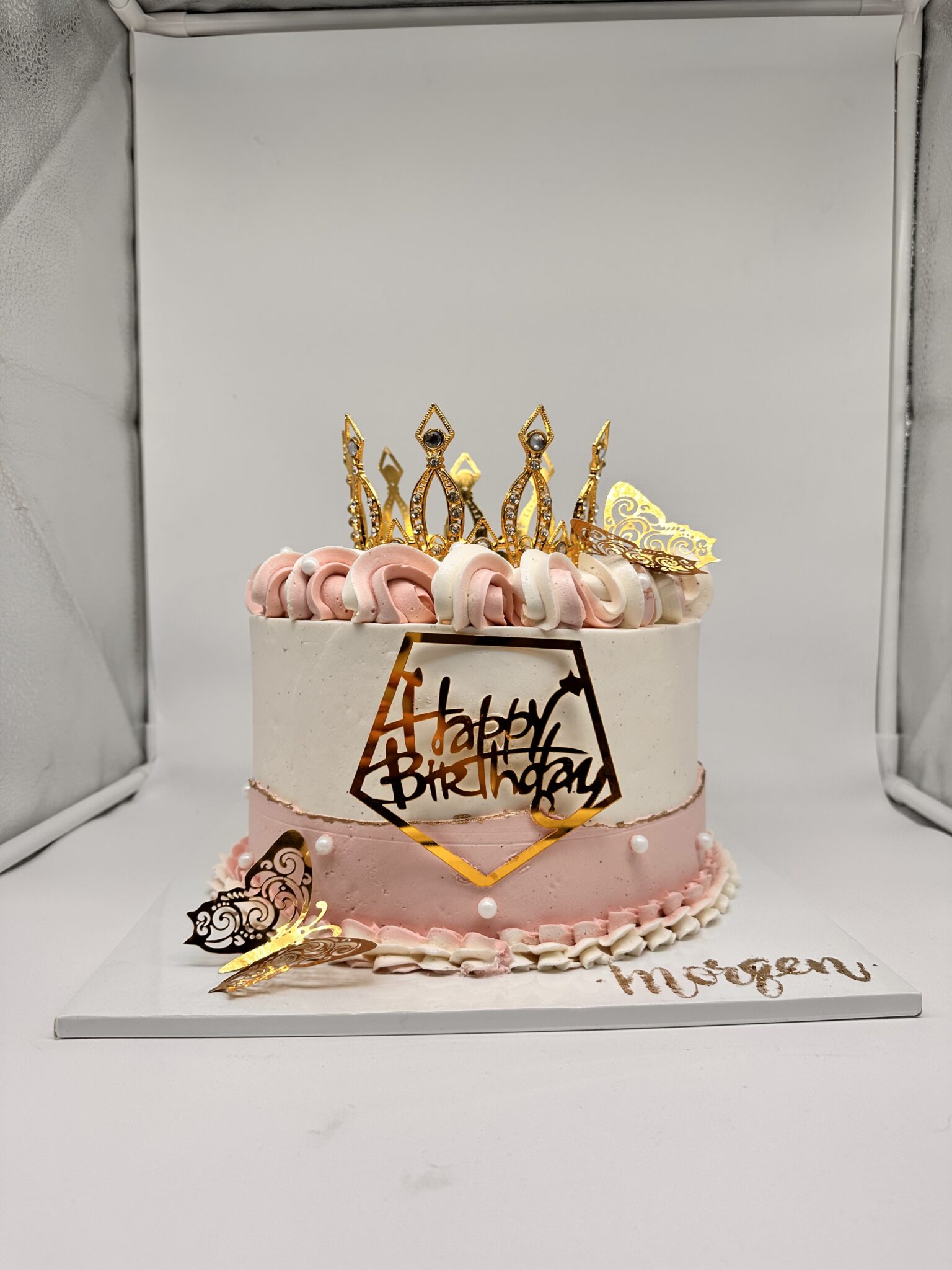 Custom Cakes - Angelina Bakery