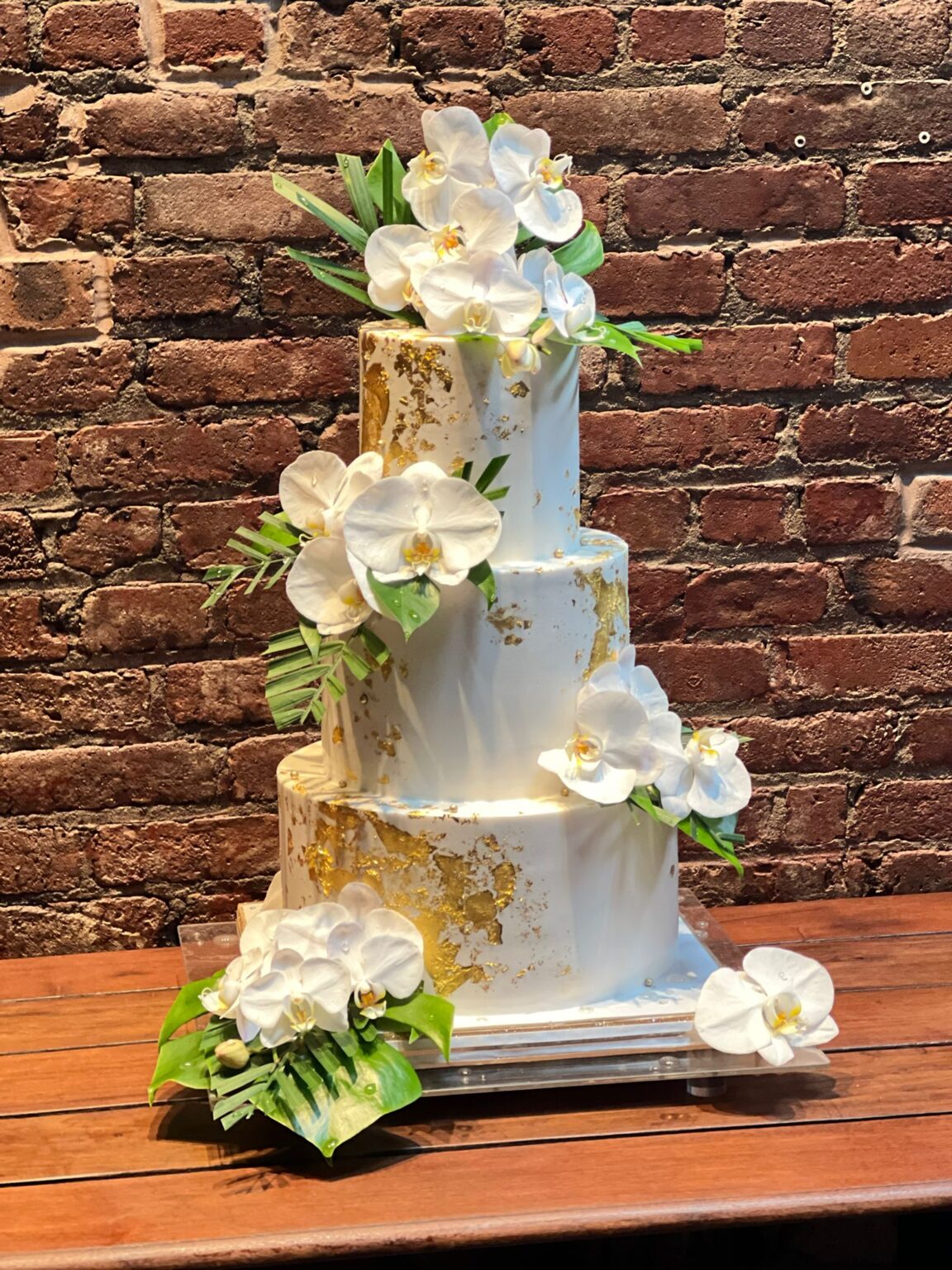 Custom Cakes - Angelina Bakery