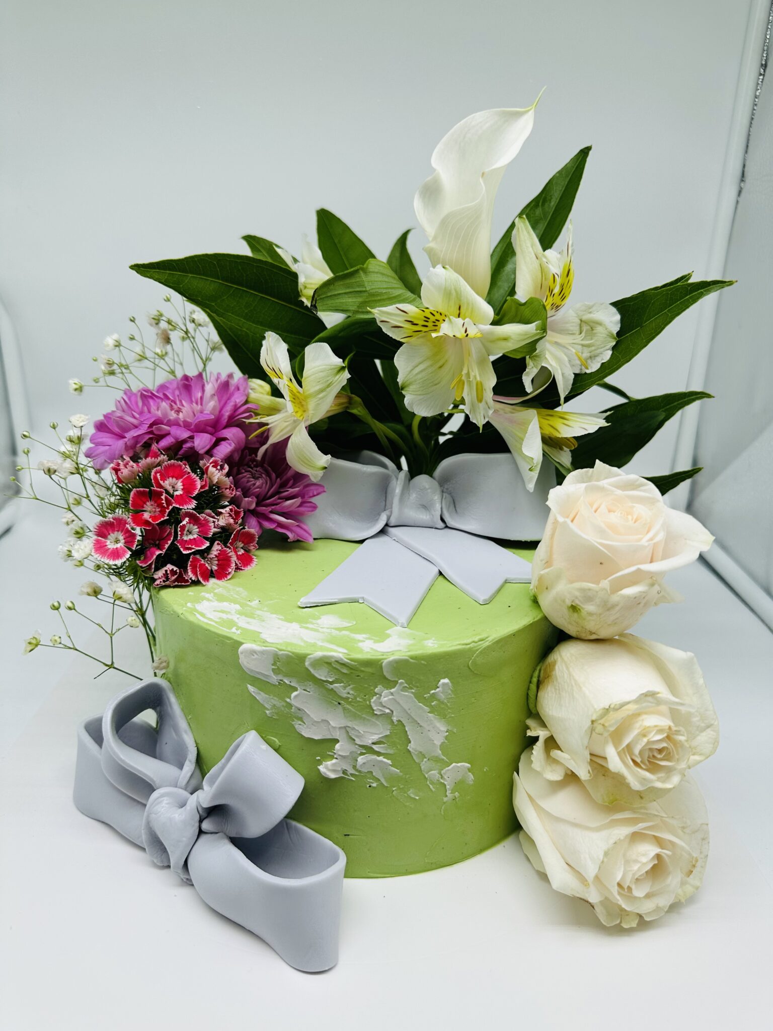 Custom Cakes - Angelina Bakery