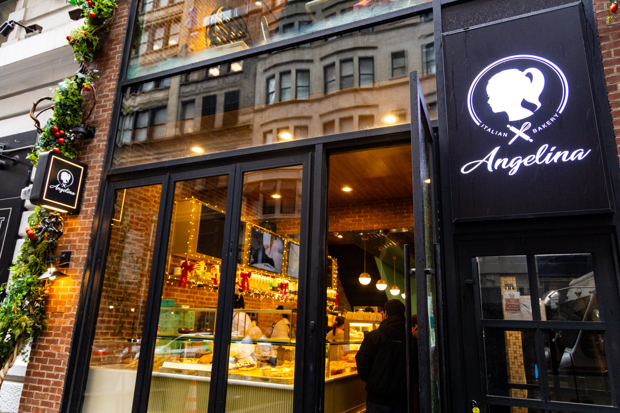 Locations - Angelina Bakery