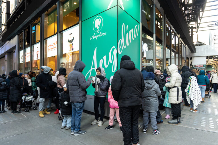 Locations - Angelina Bakery